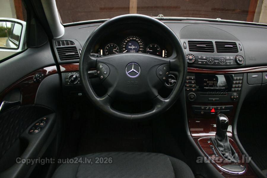 Pelēks Mercedes-Benz E-Class 2004 Viljandi, ar dzinēja tilpumu 2.10 L un nobraukumu 158 tūkst. km par 6490 €, foto 6 vietnē AUTOMOTO.COM.LV