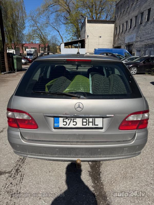 Grey Mercedes-Benz E-Class 2004 in Tallinn, with an engine capacity of 2.70 L and mileage of 0 thousand km for 1600 €, photo 4 on AUTOMOTO.COM.LV