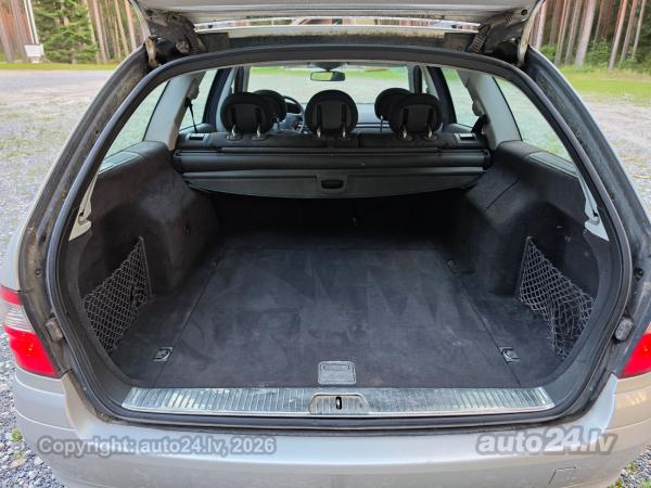 Grey Mercedes-Benz E-Class 2004 in Tartu, with an engine capacity of 2.10 L and mileage of 360 thousand km for 2890 €, photo 7 on AUTOMOTO.COM.LV