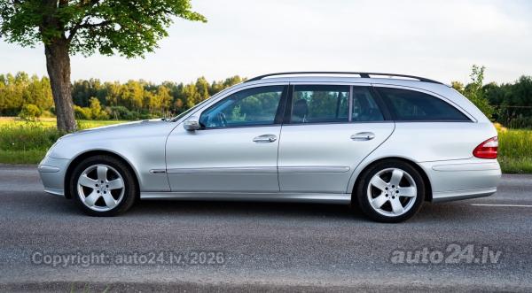 Pelēks Mercedes-Benz E-Class 2004 Paide, ar dzinēja tilpumu 3.20 L un nobraukumu 400 tūkst. km par 5190 €, foto 4 vietnē AUTOMOTO.COM.LV