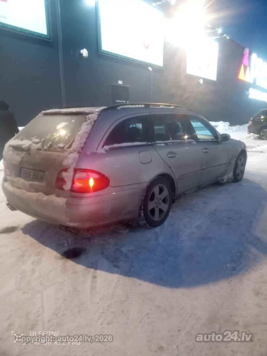 Grey Mercedes-Benz E-Class 2005 in Rapla, with an engine capacity of 3.20 L and mileage of 420 thousand km for 2700 €, photo 4 on AUTOMOTO.COM.LV