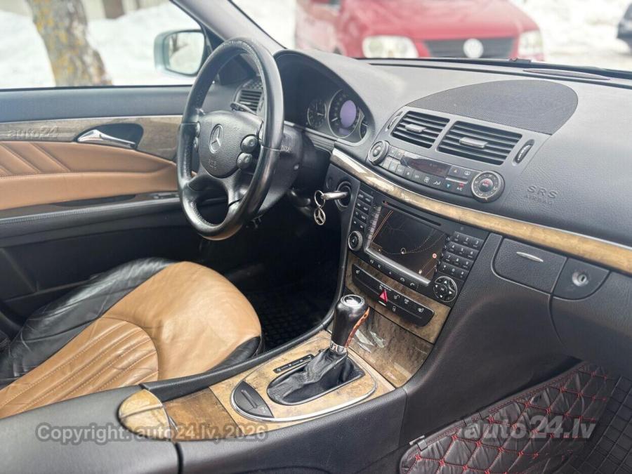 Pelēks Mercedes-Benz E-Class 2006 Tallina, ar dzinēja tilpumu 3.00 L un nobraukumu 394 tūkst. km par 2499 €, foto 8 vietnē AUTOMOTO.COM.LV