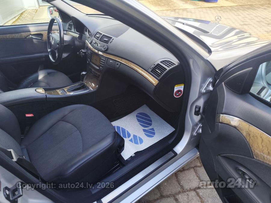 Pelēks Mercedes-Benz E-Class 2006 Paide, ar dzinēja tilpumu 3.00 L un nobraukumu 288 tūkst. km par 6990 €, foto 13 vietnē AUTOMOTO.COM.LV
