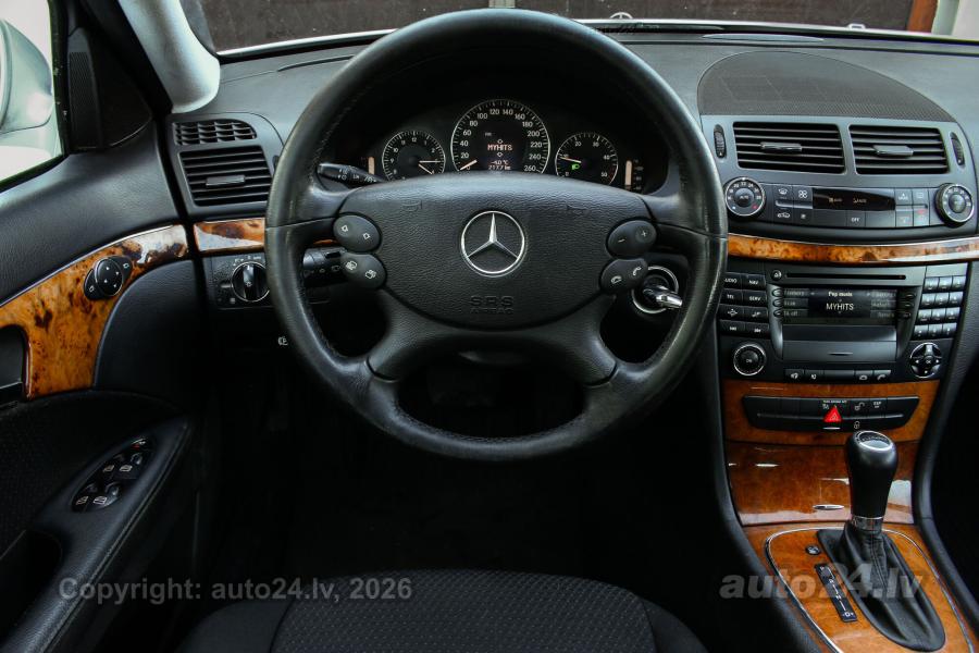 Pelēks Mercedes-Benz E-Class 2006 Viljandi, ar dzinēja tilpumu 2.10 L un nobraukumu 289 tūkst. km par 5690 €, foto 7 vietnē AUTOMOTO.COM.LV