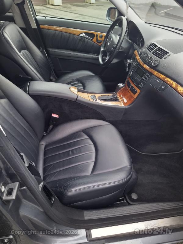 Grey Mercedes-Benz E-Class 2006 in Tallinn, with an engine capacity of 3.00 L and mileage of 176 thousand km for 8000 €, photo 10 on AUTOMOTO.COM.LV