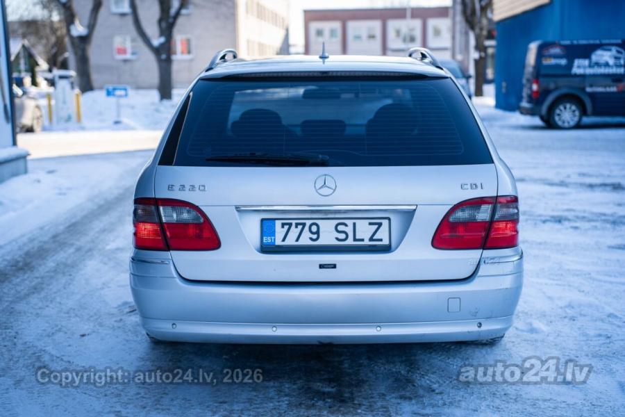 Pelēks Mercedes-Benz E-Class 2007 Paide, ar dzinēja tilpumu 2.10 L un nobraukumu 365 tūkst. km par 4450 €, foto 7 vietnē AUTOMOTO.COM.LV