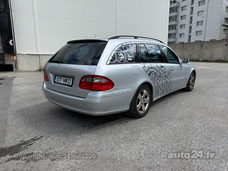 Pelēks Mercedes-Benz E-Class 2007 Tallina, ar dzinēja tilpumu 3.50 L un nobraukumu 303 tūkst. km par 2500 €, foto 8 vietnē AUTOMOTO.COM.LV