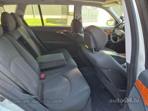 Pelēks Mercedes-Benz E-Class 2008 Tallina, ar dzinēja tilpumu 2.10 L un nobraukumu 360 tūkst. km par 2999 €, foto 11 vietnē AUTOMOTO.COM.LV