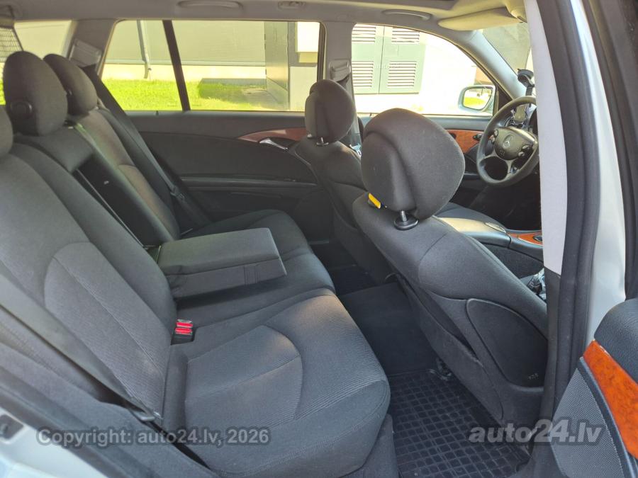 Pelēks Mercedes-Benz E-Class 2008 Tallina, ar dzinēja tilpumu 2.10 L un nobraukumu 360 tūkst. km par 2999 €, foto 11 vietnē AUTOMOTO.COM.LV