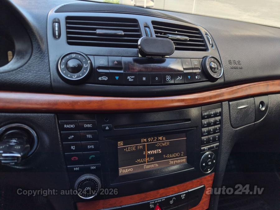 Pelēks Mercedes-Benz E-Class 2008 Tallina, ar dzinēja tilpumu 2.10 L un nobraukumu 360 tūkst. km par 2999 €, foto 13 vietnē AUTOMOTO.COM.LV