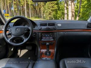 Pelēks Mercedes-Benz E-Class 2009 Valga, ar dzinēja tilpumu 2.10 L un nobraukumu 0 tūkst. km par 2450 €, foto 12 vietnē AUTOMOTO.COM.LV