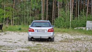 Grey Mercedes-Benz E-Class 2010 in Tallinn, with an engine capacity of 3.00 L and mileage of 439 thousand km for 5500 €, photo 6 on AUTOMOTO.COM.LV