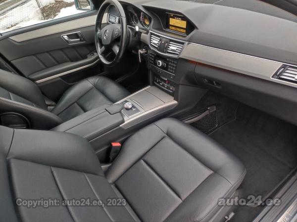 Pelēks Mercedes-Benz E-Class 2011 Tartu, ar dzinēja tilpumu 3.50 L un nobraukumu 274 tūkst. km par 11200 €, foto 7 vietnē AUTOMOTO.COM.LV