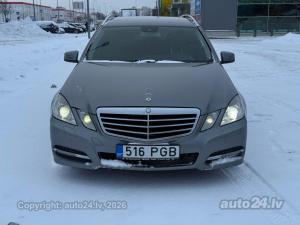 Pelēks Mercedes-Benz E-Class 2011 Tallina, ar dzinēja tilpumu 2.20 L un nobraukumu 0 tūkst. km par 3200 €, foto 2 vietnē AUTOMOTO.COM.LV