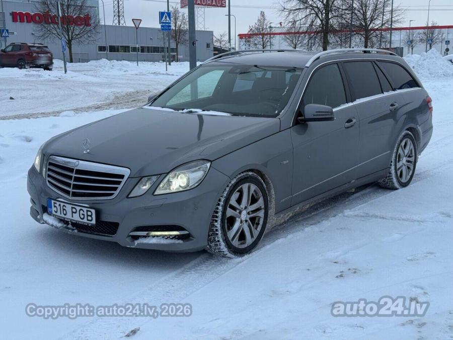 Pelēks Mercedes-Benz E-Class 2011 Tallina, ar dzinēja tilpumu 2.20 L un nobraukumu 0 tūkst. km par 3200 €, foto 3 vietnē AUTOMOTO.COM.LV