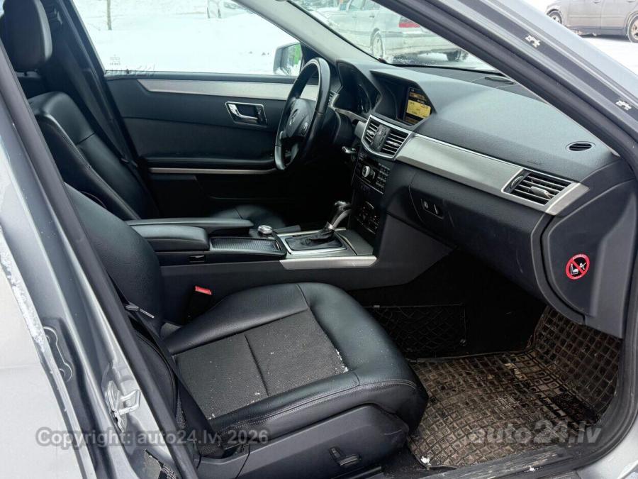 Pelēks Mercedes-Benz E-Class 2011 Tallina, ar dzinēja tilpumu 2.20 L un nobraukumu 0 tūkst. km par 3200 €, foto 6 vietnē AUTOMOTO.COM.LV