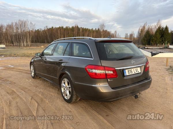 Grey Mercedes-Benz E-Class 2011 in Tallinn, with an engine capacity of 2.10 L and mileage of 292 thousand km for 9800 €, photo 5 on AUTOMOTO.COM.LV