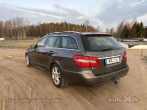 Pelēks Mercedes-Benz E-Class 2011 Tallina, ar dzinēja tilpumu 2.10 L un nobraukumu 292 tūkst. km par 9800 €, foto 5 vietnē AUTOMOTO.COM.LV