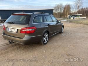 Pelēks Mercedes-Benz E-Class 2011 Tallina, ar dzinēja tilpumu 2.10 L un nobraukumu 292 tūkst. km par 9800 €, foto 9 vietnē AUTOMOTO.COM.LV