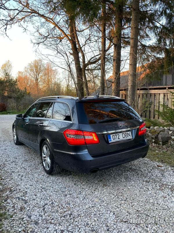 Pelēks Mercedes-Benz E-Class 2011 Hāpsalu, ar dzinēja tilpumu 3.00 L un nobraukumu 325 tūkst. km par 9000 €, foto 5 vietnē AUTOMOTO.COM.LV
