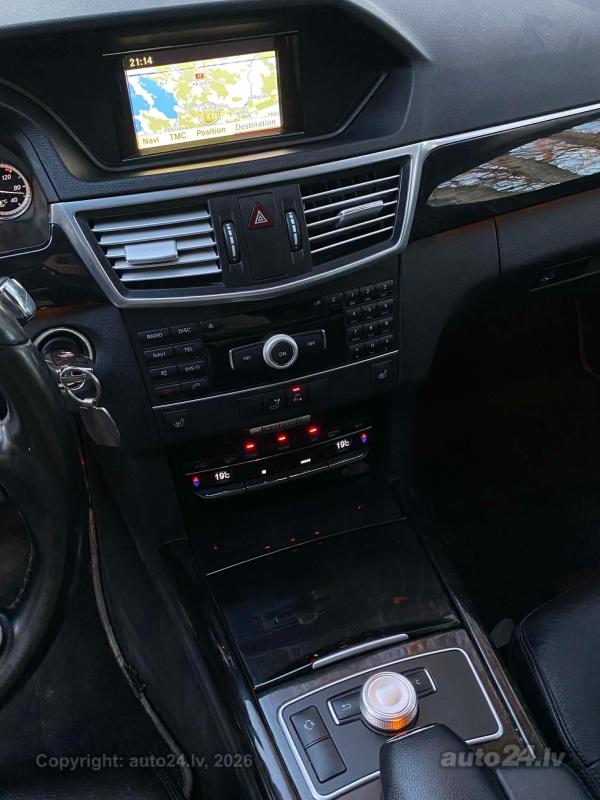Pelēks Mercedes-Benz E-Class 2011 Hāpsalu, ar dzinēja tilpumu 3.00 L un nobraukumu 325 tūkst. km par 9000 €, foto 7 vietnē AUTOMOTO.COM.LV