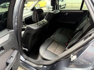 Grey Mercedes-Benz E-Class 2011 in Johvi, with an engine capacity of 3.00 L and mileage of 295 thousand km for 7500 €, photo 9 on AUTOMOTO.COM.LV
