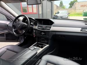 Grey Mercedes-Benz E-Class 2011 in Johvi, with an engine capacity of 3.00 L and mileage of 295 thousand km for 7500 €, photo 11 on AUTOMOTO.COM.LV
