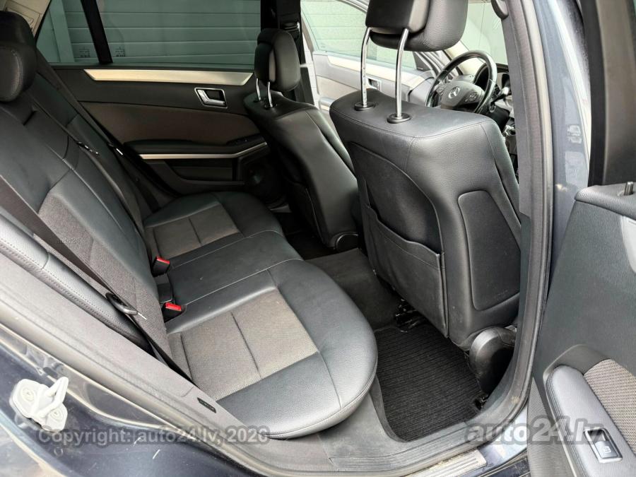 Grey Mercedes-Benz E-Class 2011 in Johvi, with an engine capacity of 3.00 L and mileage of 295 thousand km for 7500 €, photo 12 on AUTOMOTO.COM.LV