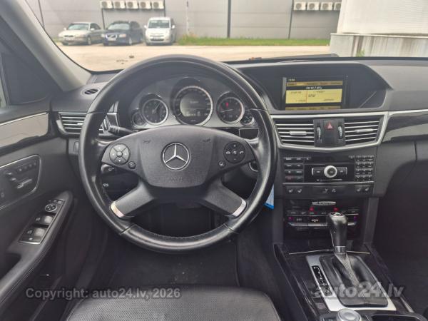 Pelēks Mercedes-Benz E-Class 2011 Pērnava, ar dzinēja tilpumu 2.10 L un nobraukumu 269 tūkst. km par 9900 €, foto 9 vietnē AUTOMOTO.COM.LV