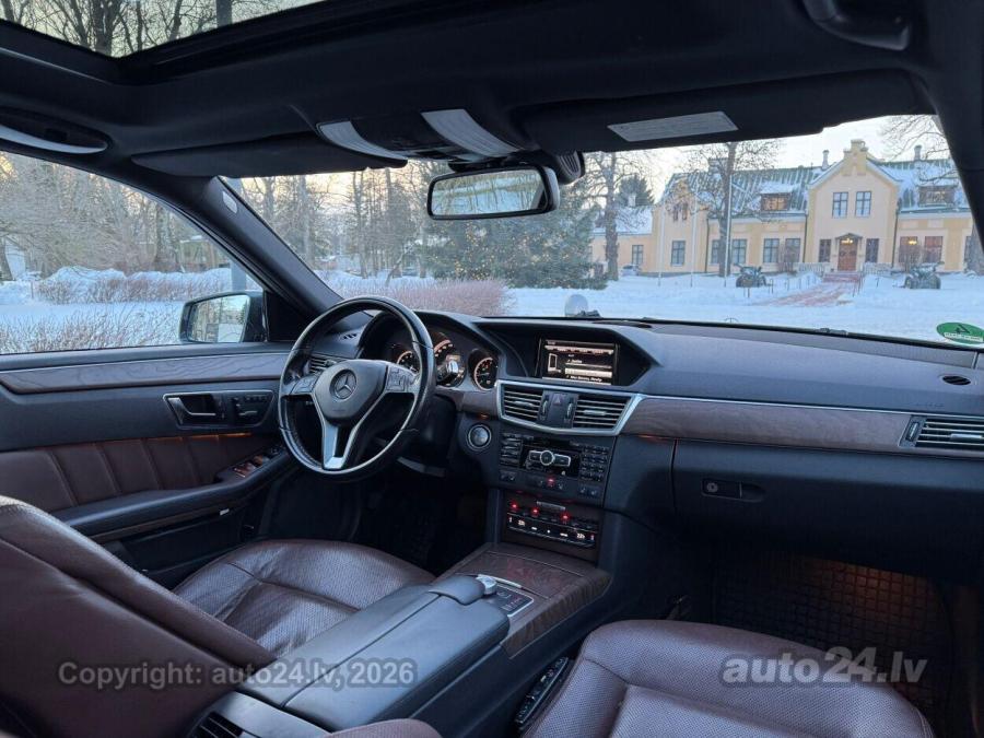 Grey Mercedes-Benz E-Class 2012 in Tallinn, with an engine capacity of 3.00 L and mileage of 311 thousand km for 11490 €, photo 9 on AUTOMOTO.COM.LV