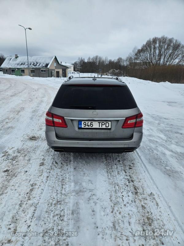 Pelēks Mercedes-Benz E-Class 2012 Veru, ar dzinēja tilpumu 3.00 L un nobraukumu 270 tūkst. km par 13000 €, foto 2 vietnē AUTOMOTO.COM.LV