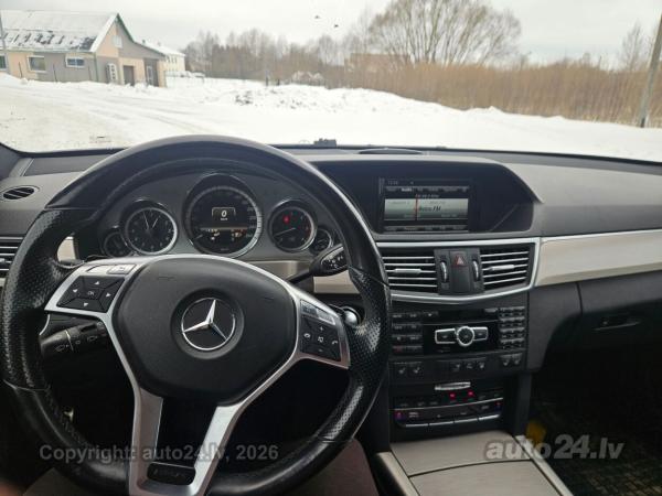 Pelēks Mercedes-Benz E-Class 2012 Veru, ar dzinēja tilpumu 3.00 L un nobraukumu 270 tūkst. km par 13000 €, foto 5 vietnē AUTOMOTO.COM.LV