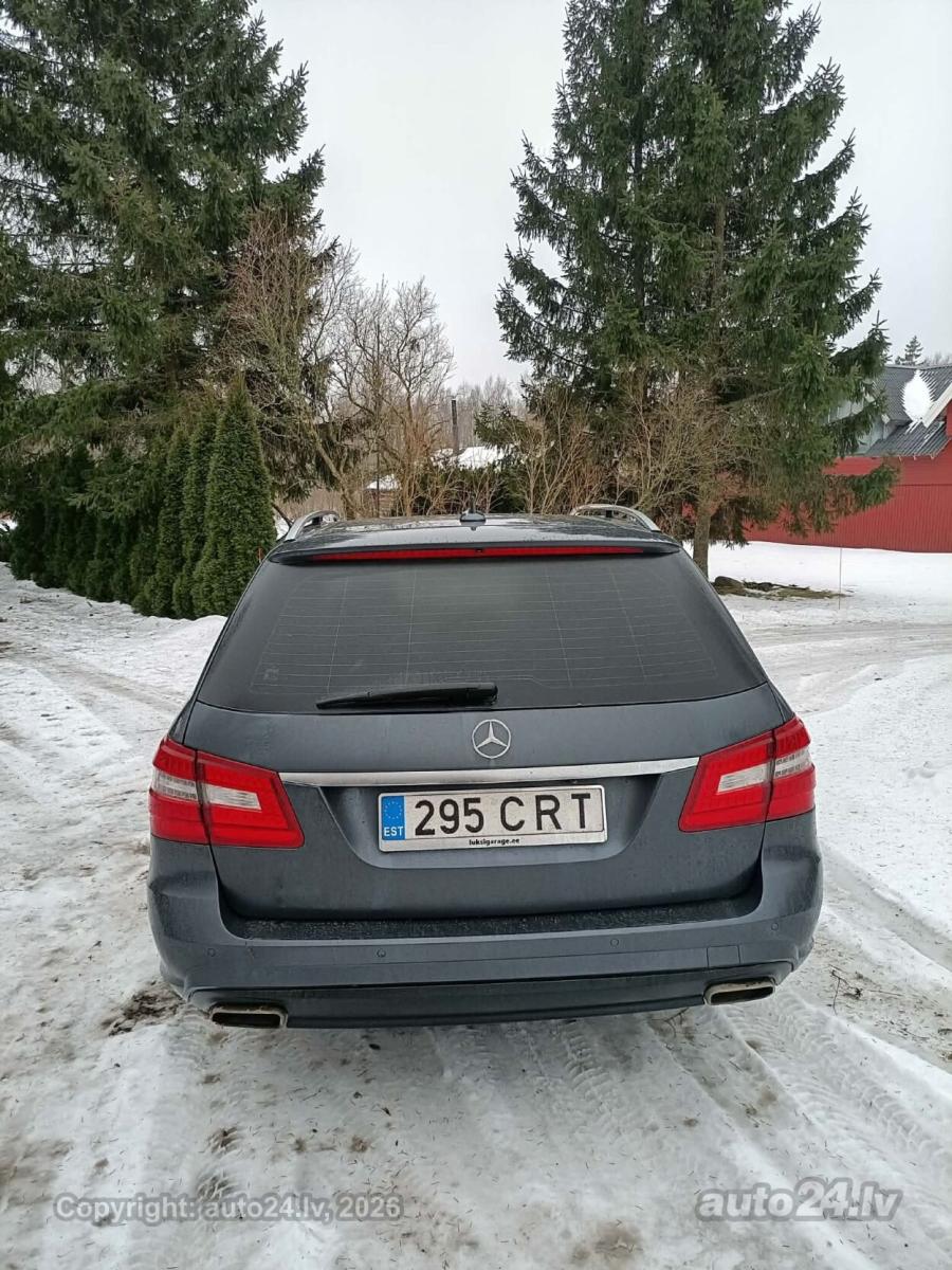 Grey Mercedes-Benz E-Class 2012 in Tallinn, with an engine capacity of 3.00 L and mileage of 391 thousand km for 7900 €, photo 4 on AUTOMOTO.COM.LV