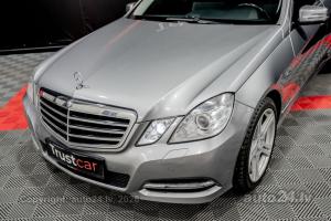 Pelēks Mercedes-Benz E-Class 2012 Pērnava, ar dzinēja tilpumu 2.10 L un nobraukumu 303 tūkst. km par 6999 €, foto 3 vietnē AUTOMOTO.COM.LV