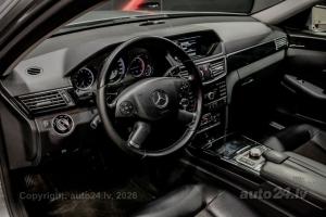 Pelēks Mercedes-Benz E-Class 2012 Pērnava, ar dzinēja tilpumu 2.10 L un nobraukumu 303 tūkst. km par 6999 €, foto 14 vietnē AUTOMOTO.COM.LV