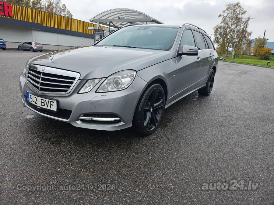 Pelēks Mercedes-Benz E-Class 2012 Tallina, ar dzinēja tilpumu 2.10 L un nobraukumu 316 tūkst. km par 7700 €, foto 4 vietnē AUTOMOTO.COM.LV