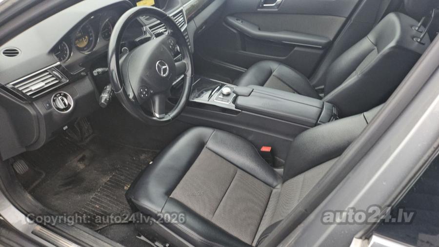 Pelēks Mercedes-Benz E-Class 2012 Tallina, ar dzinēja tilpumu 2.10 L un nobraukumu 316 tūkst. km par 7700 €, foto 9 vietnē AUTOMOTO.COM.LV