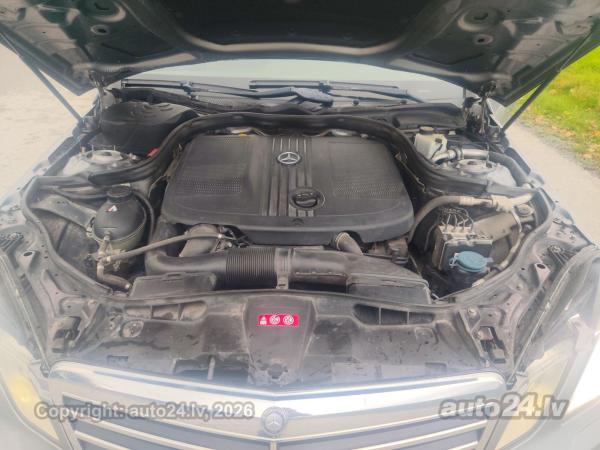 Grey Mercedes-Benz E-Class 2012 in Tallinn, with an engine capacity of 2.10 L and mileage of 316 thousand km for 7700 €, photo 11 on AUTOMOTO.COM.LV