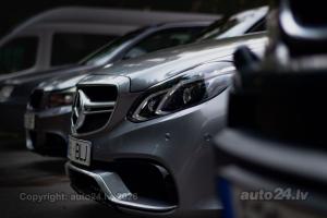 Pelēks Mercedes-Benz E-Class 2013 Tallina, ar dzinēja tilpumu 2.10 L un nobraukumu 334 tūkst. km par 12300 €, foto 8 vietnē AUTOMOTO.COM.LV
