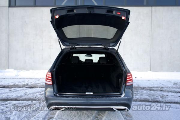 Grey Mercedes-Benz E-Class 2014 in Tallinn, with an engine capacity of 2.10 L and mileage of 353 thousand km for 10999 €, photo 7 on AUTOMOTO.COM.LV