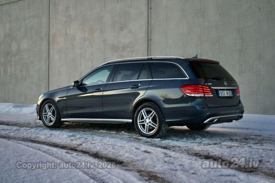 Pelēks Mercedes-Benz E-Class 2014 Tallina, ar dzinēja tilpumu 2.10 L un nobraukumu 353 tūkst. km par 10999 €, foto 3 vietnē AUTOMOTO.COM.LV
