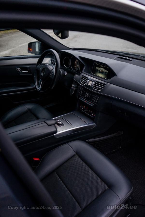 Grey Mercedes-Benz E-Class 2015 in Polva, with an engine capacity of 2.10 L and mileage of 195 thousand km for 10999 €, photo 11 on AUTOMOTO.COM.LV