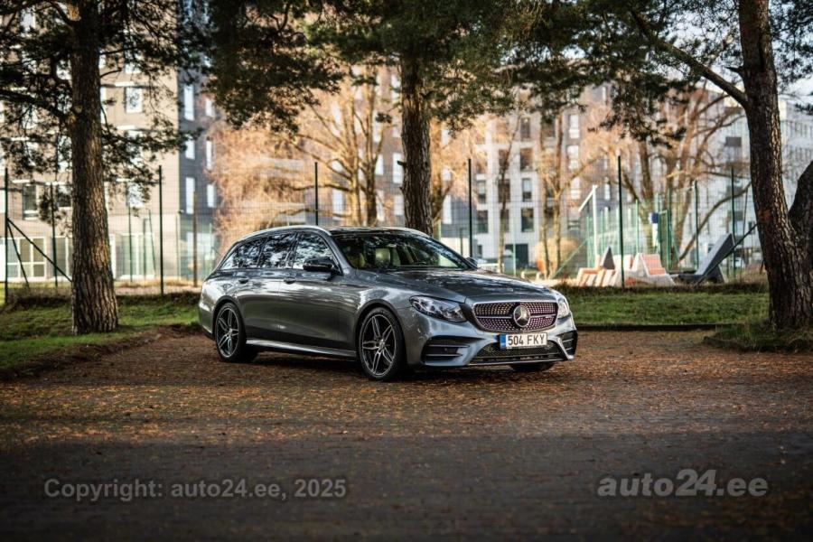 Pelēks Mercedes-Benz E-Class 2017 Tallina, ar dzinēja tilpumu 3.00 L un nobraukumu 174 tūkst. km par 31900 €, foto 2 vietnē AUTOMOTO.COM.LV