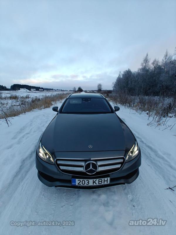 Pelēks Mercedes-Benz E-Class 2017 Tallina, ar dzinēja tilpumu 2.00 L un nobraukumu 268 tūkst. km par 16900 €, foto 2 vietnē AUTOMOTO.COM.LV