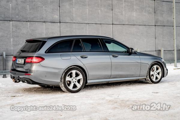 Pelēks Mercedes-Benz E-Class 2017 Pērnava, ar dzinēja tilpumu 2.00 L un nobraukumu 228 tūkst. km par 19999 €, foto 6 vietnē AUTOMOTO.COM.LV