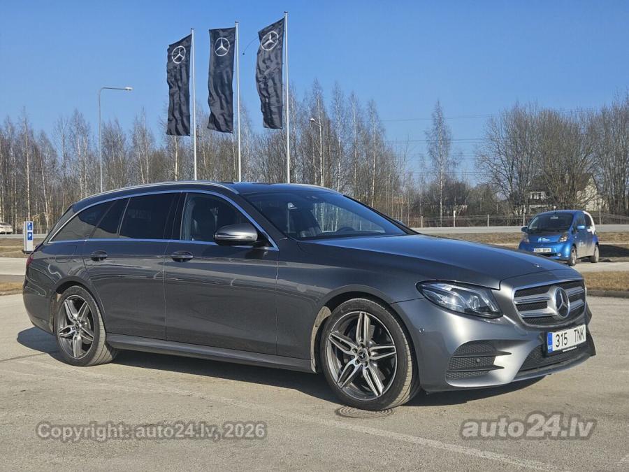 Pelēks Mercedes-Benz E-Class 2017 Tallina, ar dzinēja tilpumu 2.00 L un nobraukumu 164 tūkst. km par 19990 €, foto 1 vietnē AUTOMOTO.COM.LV