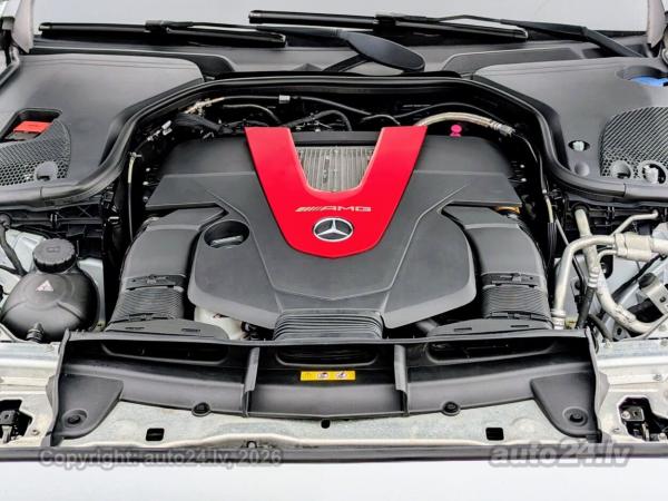 Grey Mercedes-Benz E-Class 2017 in Tallinn, with an engine capacity of 3.00 L and mileage of 194 thousand km for 36000 €, photo 4 on AUTOMOTO.COM.LV