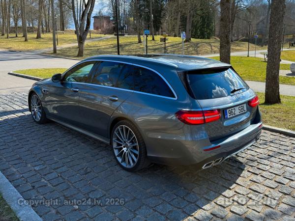 Pelēks Mercedes-Benz E-Class 2017 Viljandi, ar dzinēja tilpumu 3.00 L un nobraukumu 240 tūkst. km par 23900 €, foto 3 vietnē AUTOMOTO.COM.LV