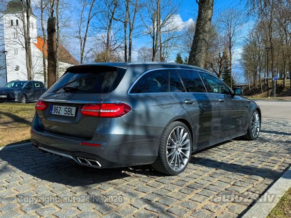 Pelēks Mercedes-Benz E-Class 2017 Viljandi, ar dzinēja tilpumu 3.00 L un nobraukumu 240 tūkst. km par 23900 €, foto 5 vietnē AUTOMOTO.COM.LV