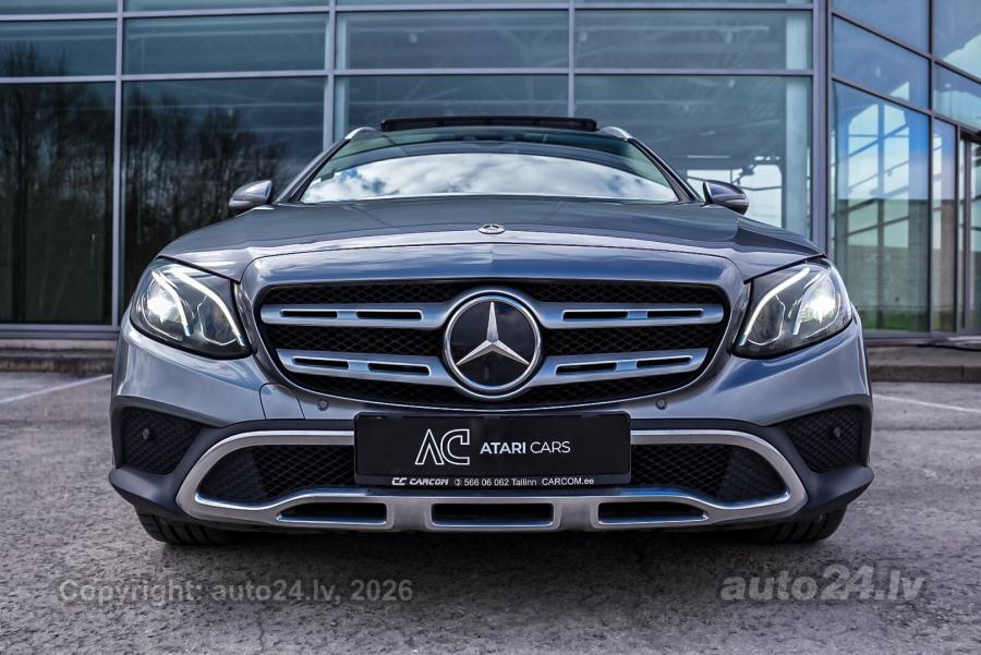 Pelēks Mercedes-Benz E-Class 2017 Tallina, ar dzinēja tilpumu 2.00 L un nobraukumu 191 tūkst. km par 24750 €, foto 24 vietnē AUTOMOTO.COM.LV